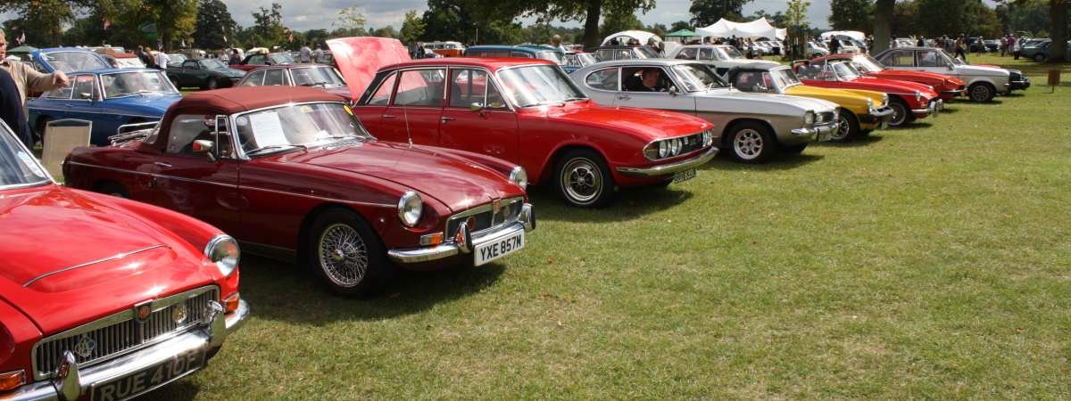 6 Things We Miss From Old Cars